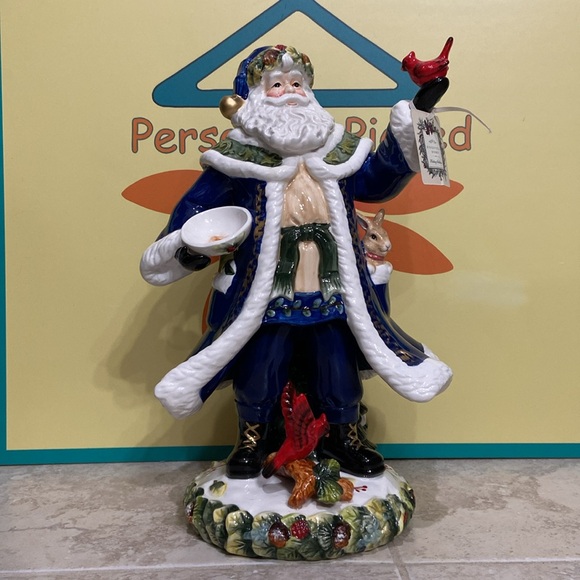Corner Ruby | Holiday | Corner Ruby Santa Figurine | Poshmark